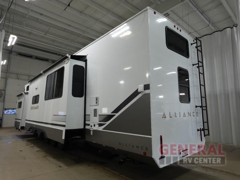2026 Alliance RV Benchmark 44LFT for sale in North Canton, OH