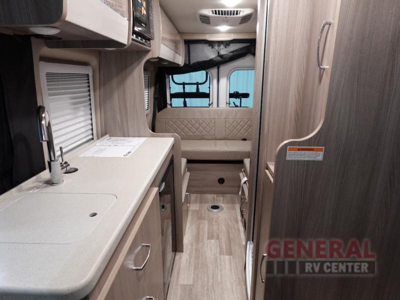 2025 Thor Motor Coach Sequence 20J for sale in Dover, FL
